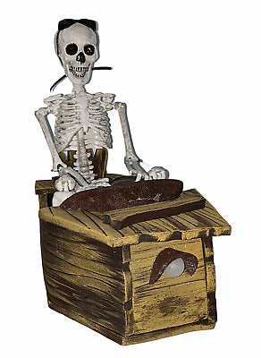 SKELETON IN COFFIN RACER | PIEX